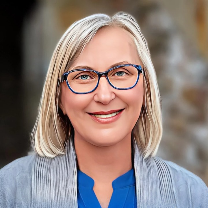 Unexpected Questions with Julie E. Czerneda - Amazing Stories